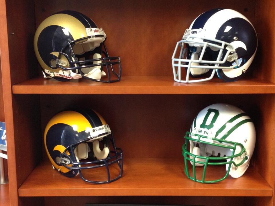 Los Angeles Rams will wear white horn decals on helmets for Color Rush ...