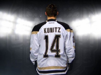 Pittsburgh Penguins Unveil Stadium Series Uniform – SportsLogos.Net News