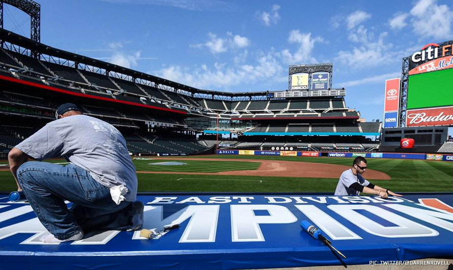 Mets’ CitiField Getting Dressed up for Playoff Debut – SportsLogos.Net News