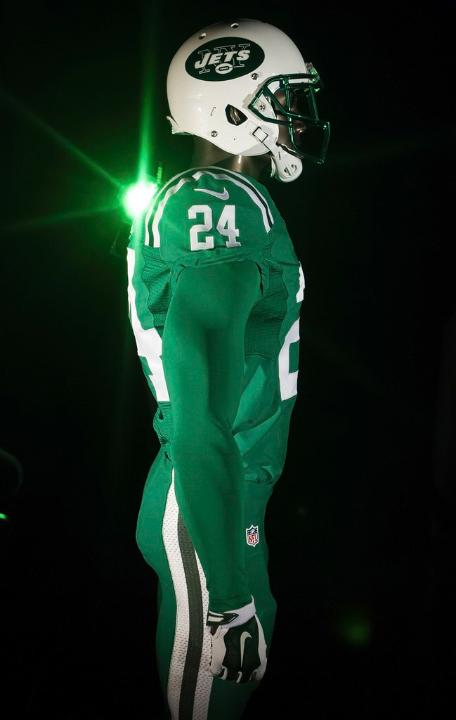 Buffalo Bills and New York Jets officially unveil Color Rush uniforms ...