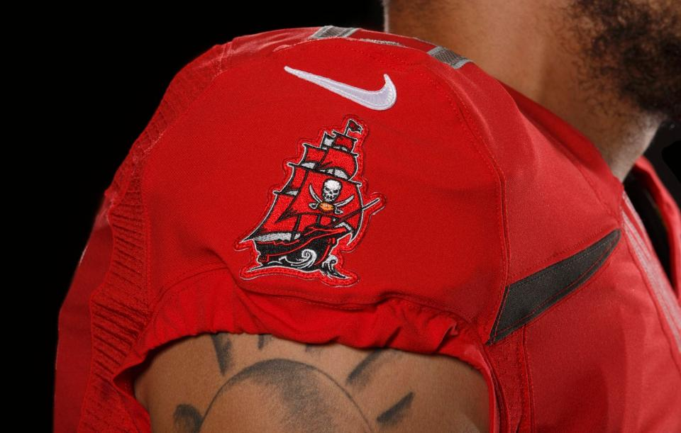 The Bucs and Rams unveil final set of NFL Color Rush uniforms ...