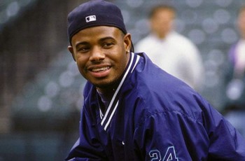 Hall of Fame Open to Backwards Cap on Griffey Plaque – SportsLogos.Net News