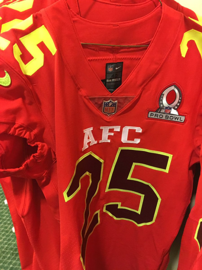 2017 Pro Bowl uniforms return to red and blue, but add neon ...