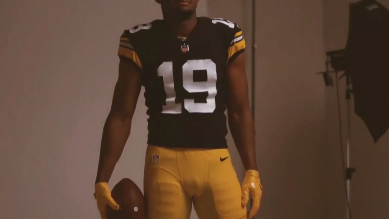 Pittsburgh Steelers Unveil 1979 Throwback Uniform – SportsLogos.Net News