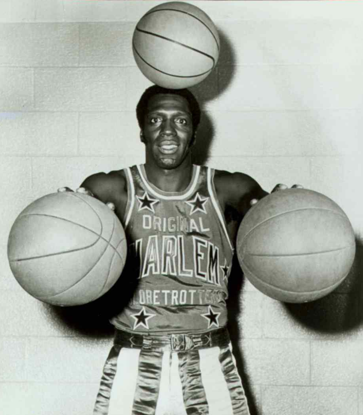 Harlem Globetrotters Unveil New Uniform, First Change in 20 Years ...