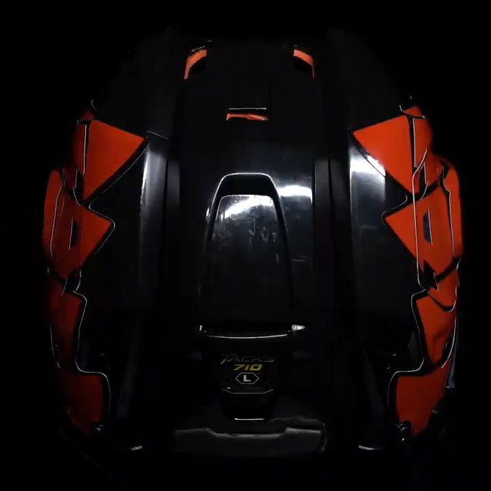 Flyers, Penguins Wearing Helmets With Giant Logos for Stadium Series