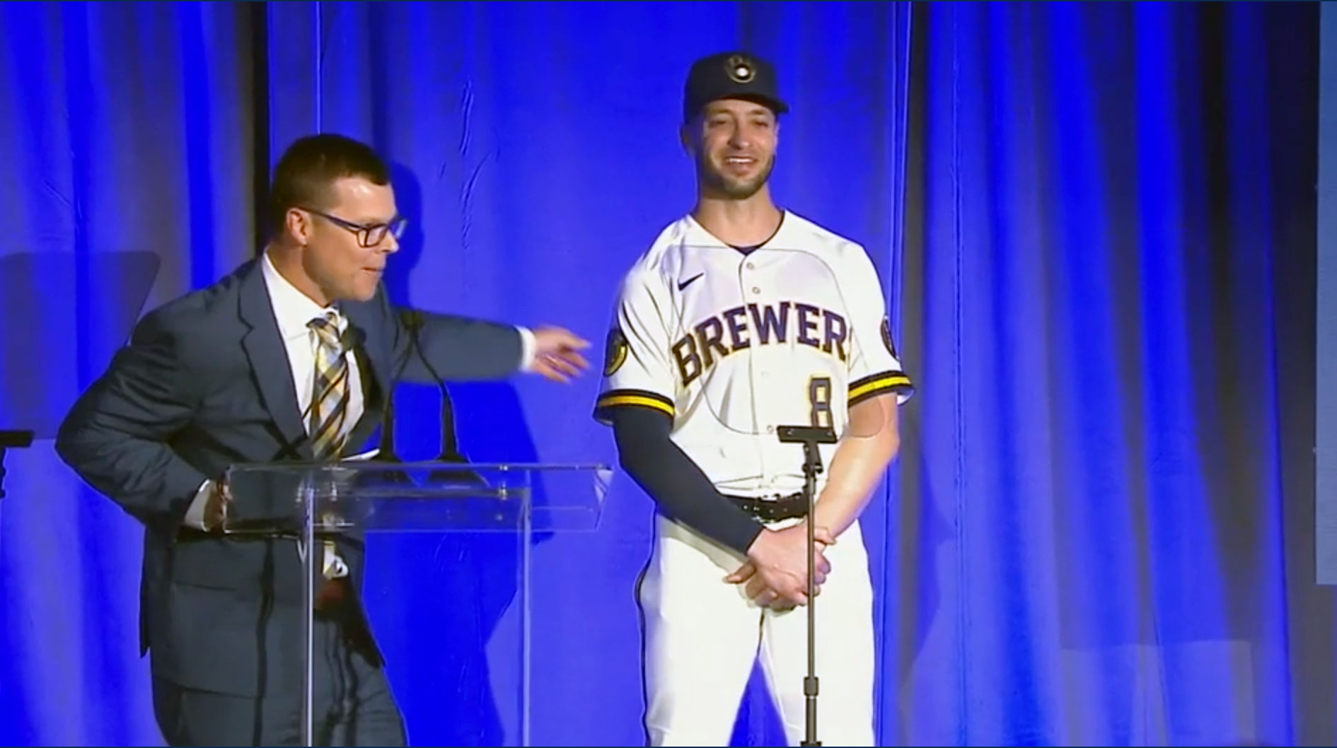 Glove Love: Brewers Unveil New Logos and Uniforms – SportsLogos.Net News