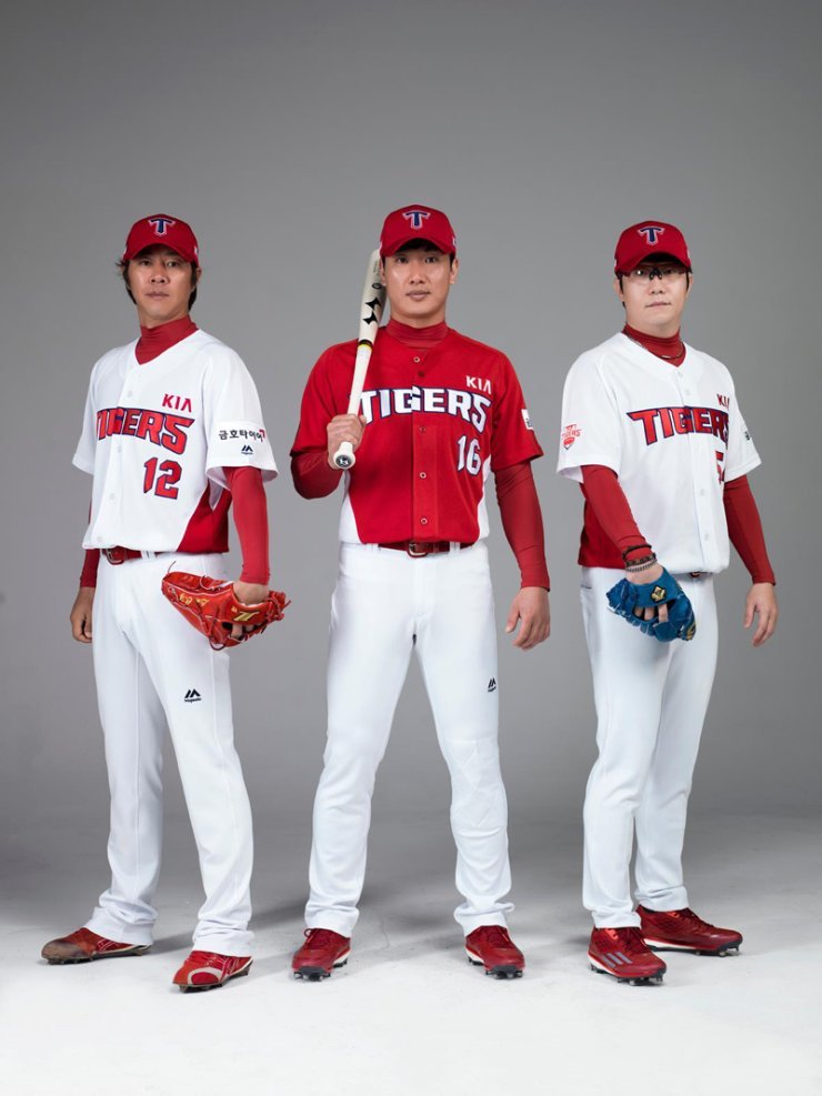 Getting to Know Korean Baseball Teams, Uniforms, and Logos ...
