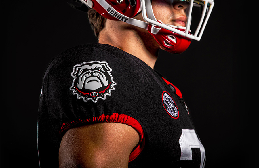 Georgia Bulldogs Reveal 1980 Throwback Road, New Black Alternate ...