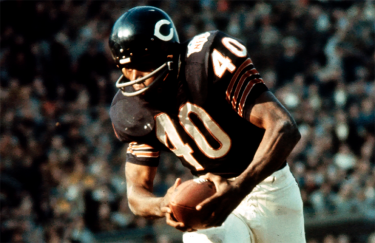 Chicago Bears To Honor Legendary Running Back Gale Sayers – SportsLogos ...