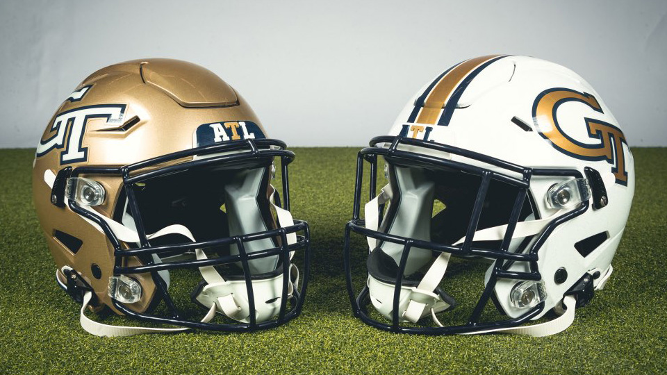 2021-22 College Football Uniform Preview – SportsLogos.Net News