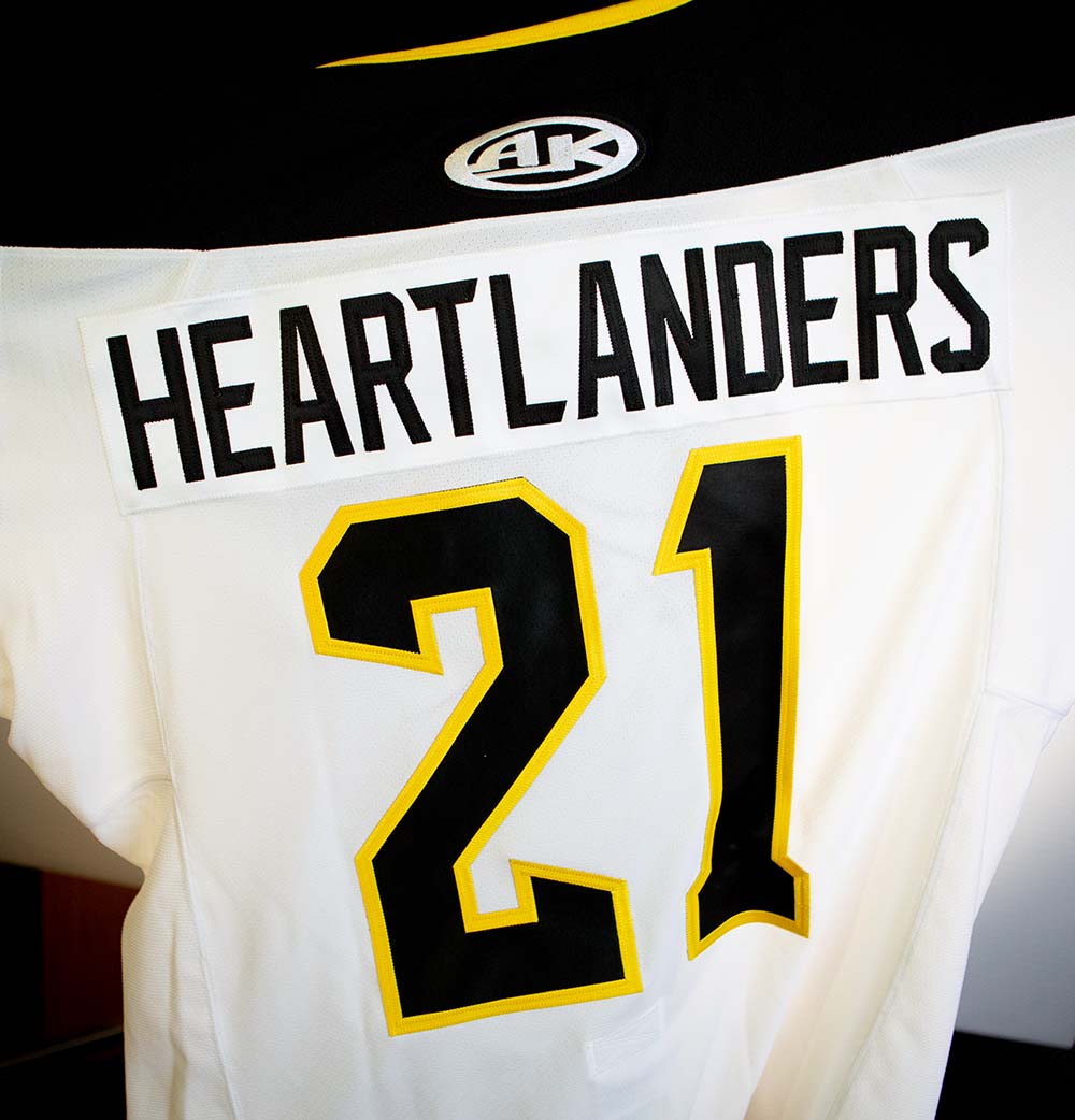 ECHL’s Iowa Heartlanders Unveil New Uniforms – SportsLogos.Net News