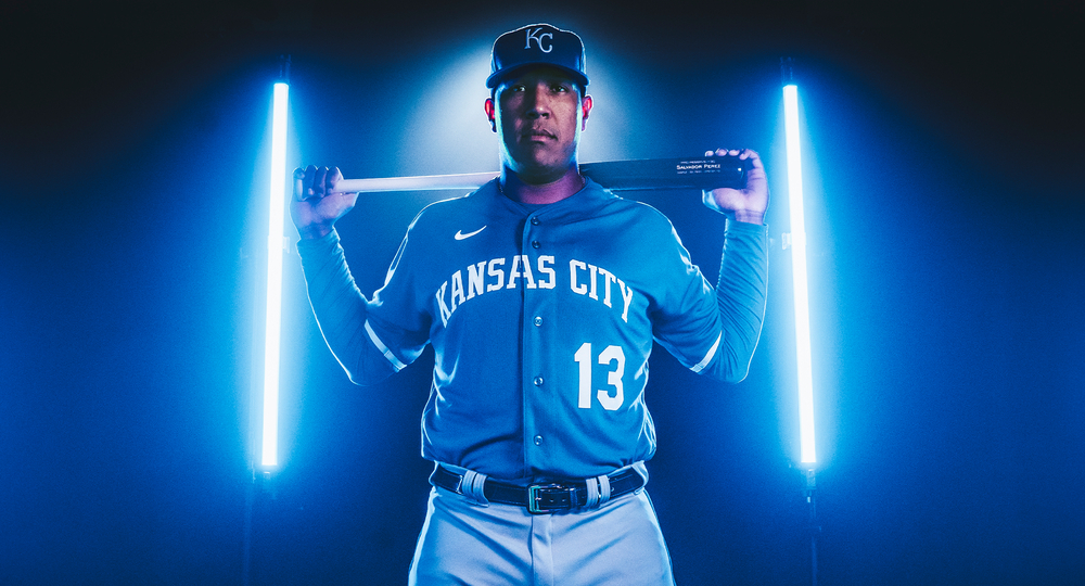 The Emperors’ New Clothes: Kansas City Royals Unveil Updated Uniforms ...