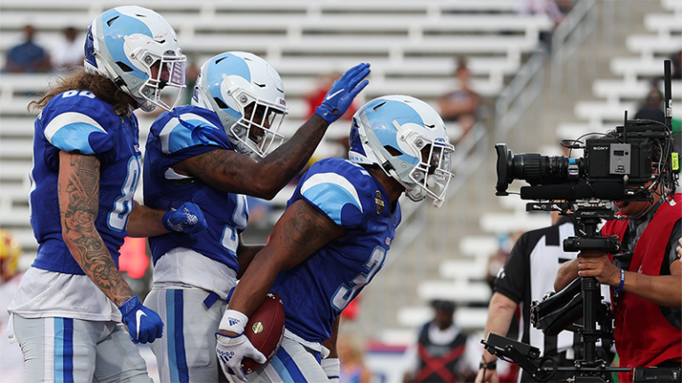 New Usfl Teams Wearing Inaugural Season Patch On Uniforms Sportslogos