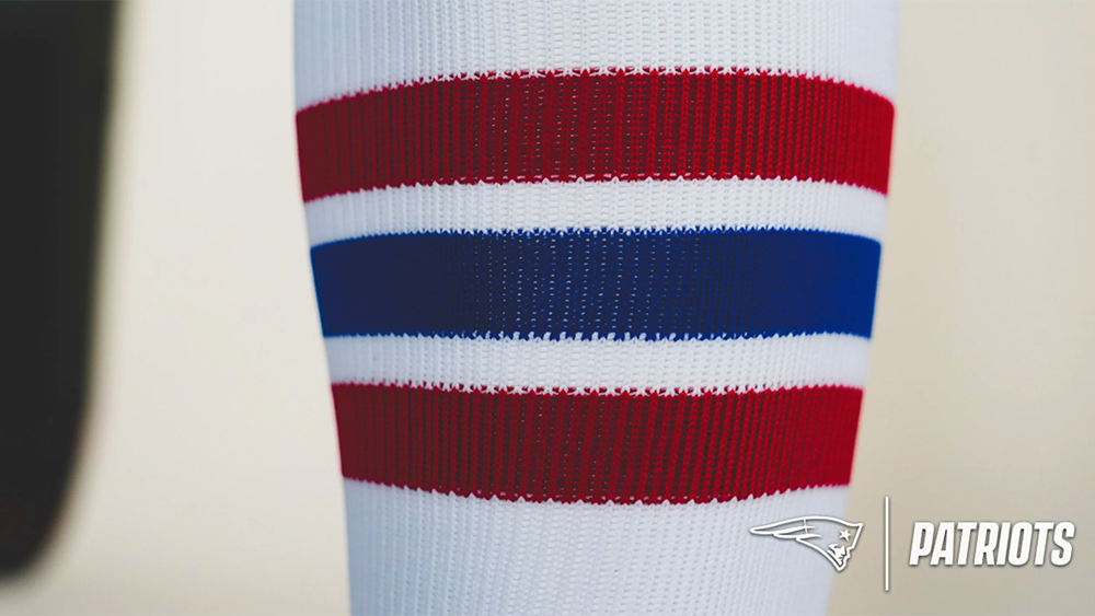 New England Patriots Reintroduce “Pat Patriot” Throwback Uniforms ...