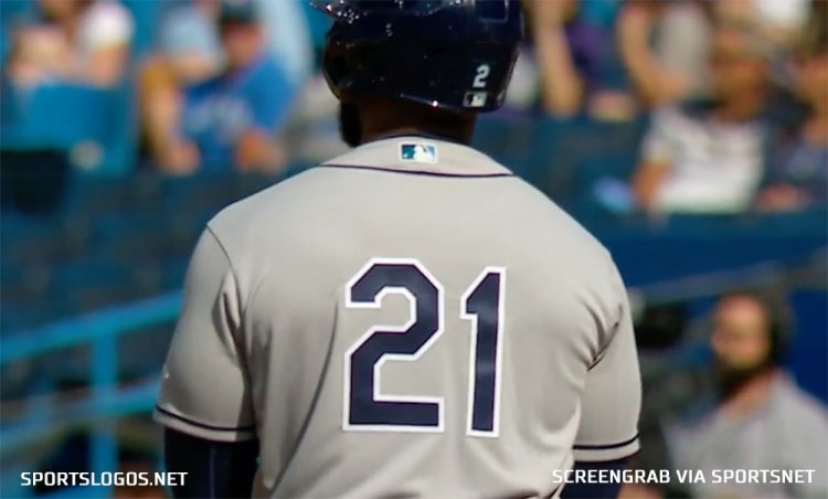 Some MLB Players Wearing #21, All Wearing 21 Patches Today for Roberto ...