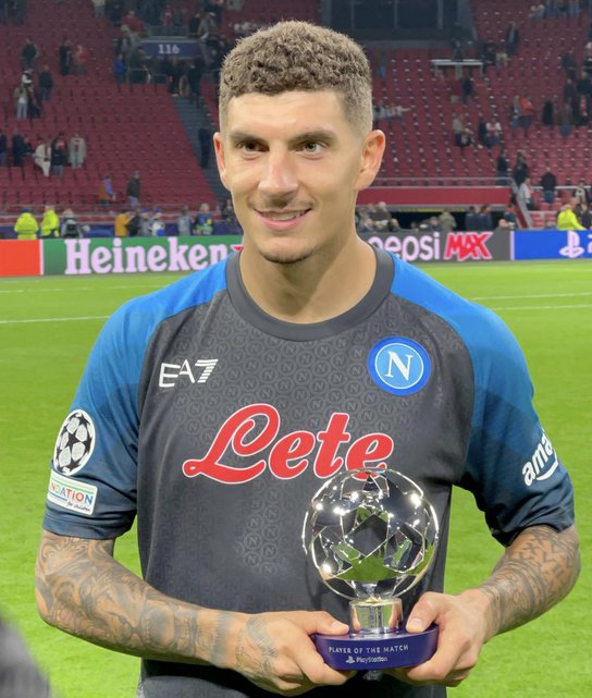 Chelsea Look to Set New Standard in Gold Third Kit — Plus New Shirts ...