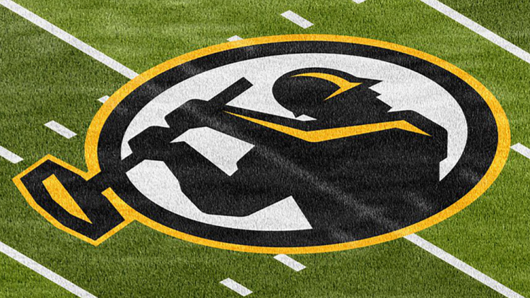 USFL’s Pittsburgh Maulers Change Colors To Black And Gold – SportsLogos ...