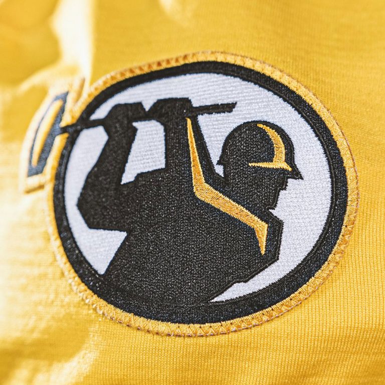 Usfls Pittsburgh Maulers Unveil New Uniforms Sportslogos Net News