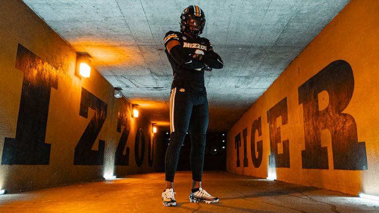 Missouri Tigers Unveil Updated Football Uniforms – SportsLogos.Net News