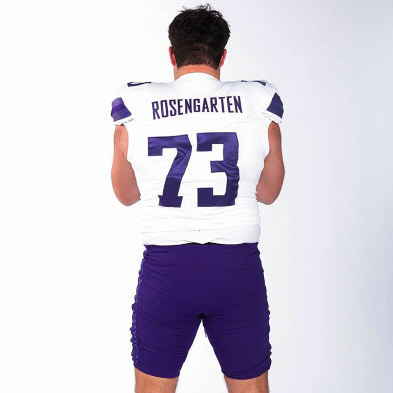 Washington Huskies Unveil Updated Football Uniforms – SportsLogos.Net News