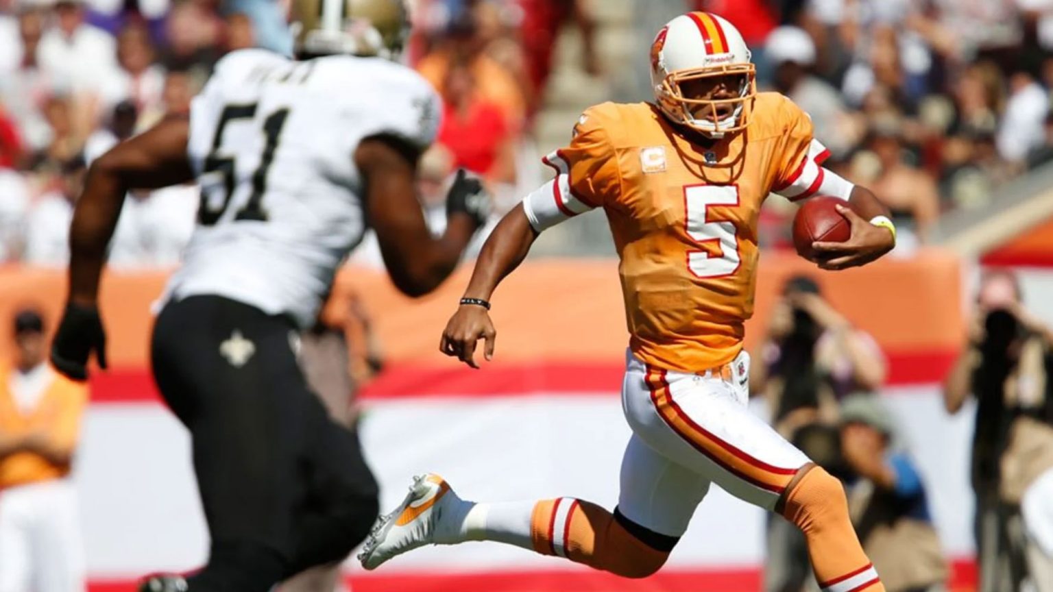 Tampa Bay Buccaneers Reintroduce Creamsicle Throwback Uniforms ...