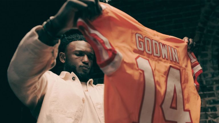 Tampa Bay Buccaneers Reintroduce Creamsicle Throwback Uniforms ...