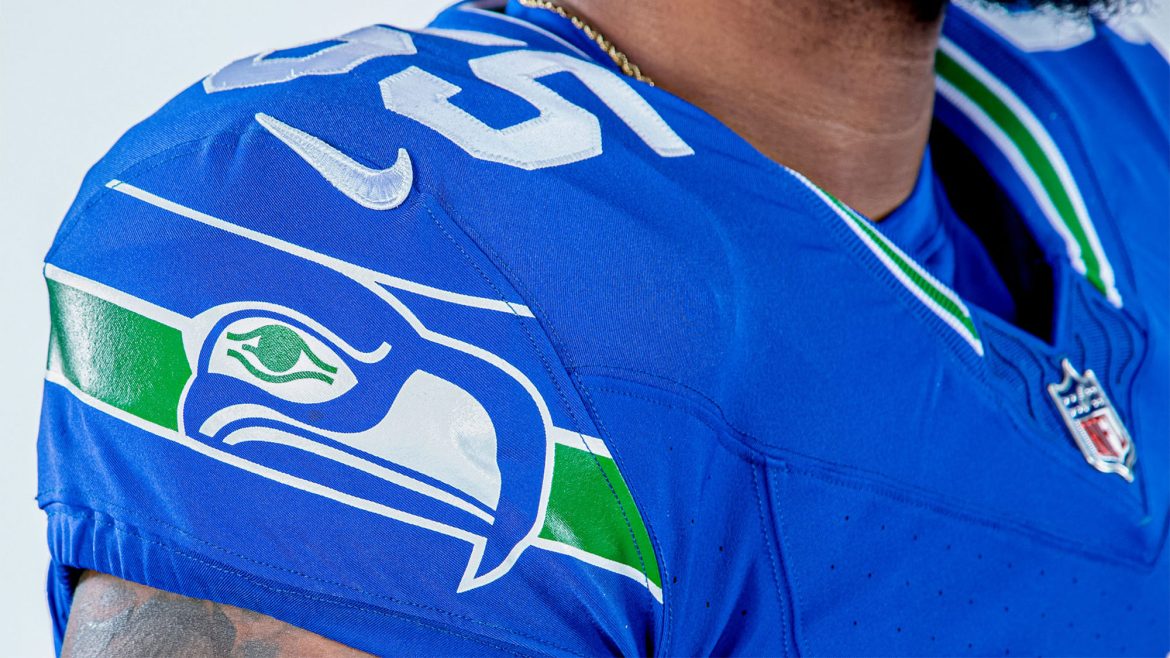 Seattle Seahawks To Wear Throwback Uniforms Against Dallas Cowboys On ...