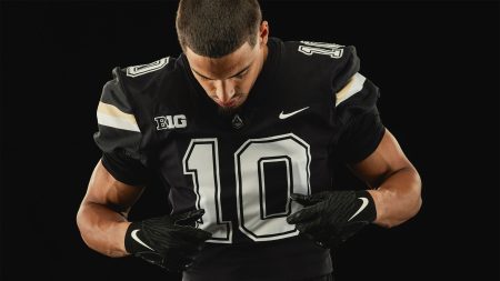 Purdue Boilermakers Promote Drew Brees-Era Throwback Uniforms To Full ...