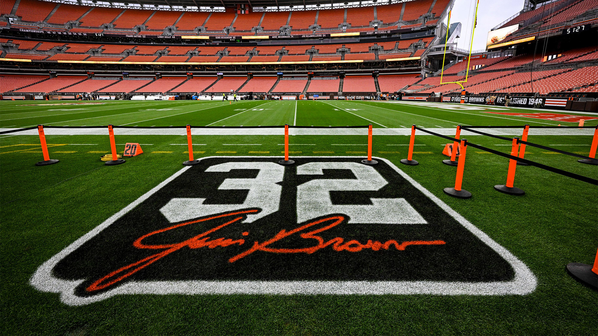 Cleveland Browns Add Jim Brown Memorial Patch To Jerseys – SportsLogos ...