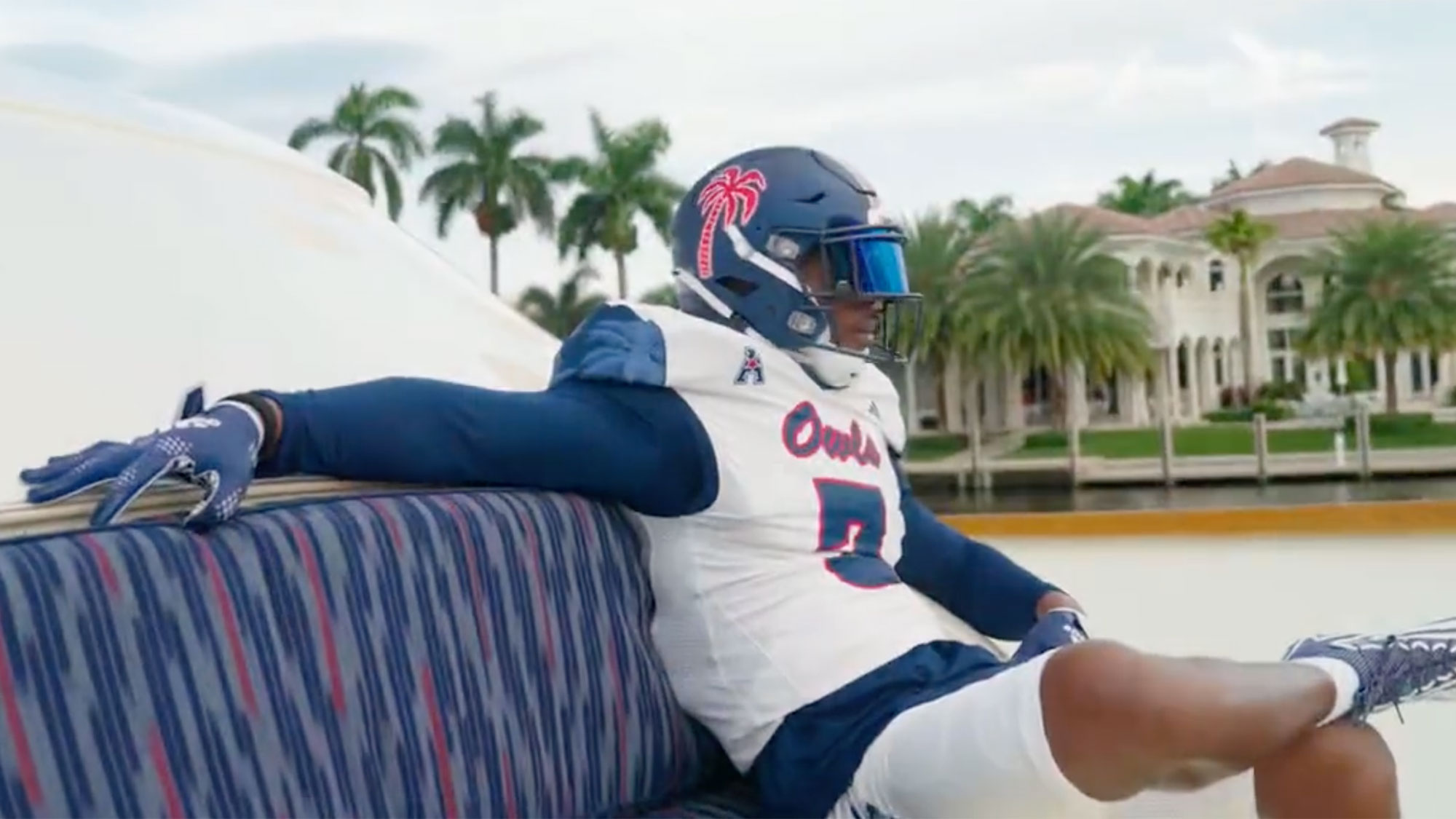 Florida Atlantic Owls Unveil Sand-Colored Alternate Uniforms ...