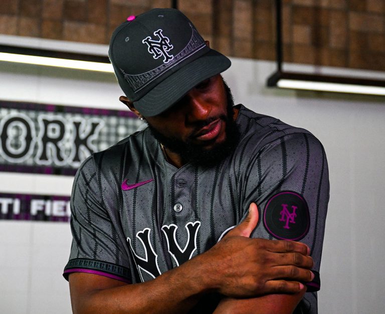 LINK: New York Mets complete all-time logo and uniform history