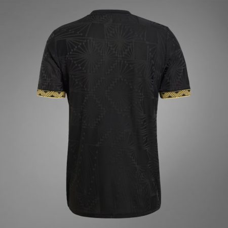 Ivar Sisniega, FMF President