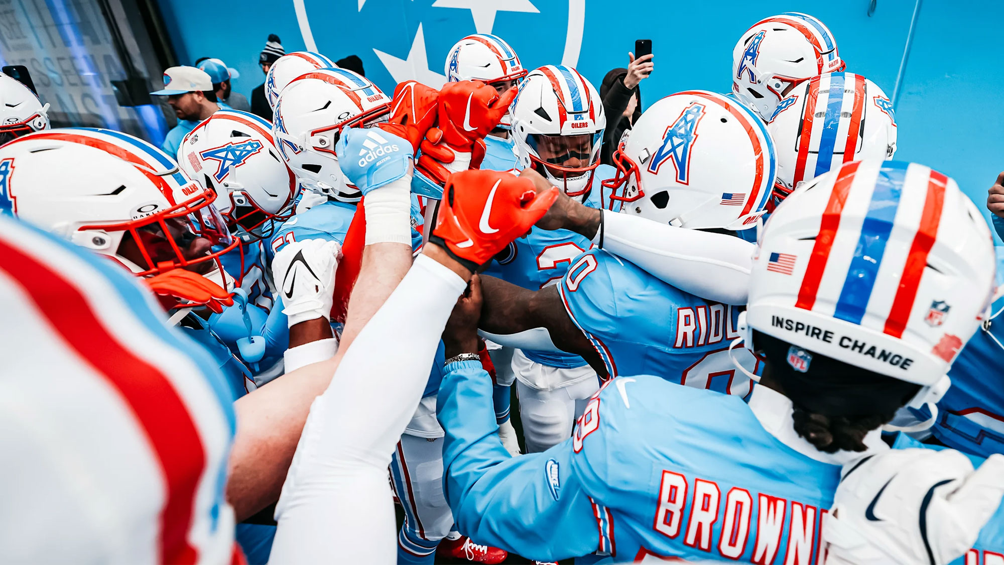Tennessee Titans Won’t Wear Houston Oilers Throwback Uniforms In 2025