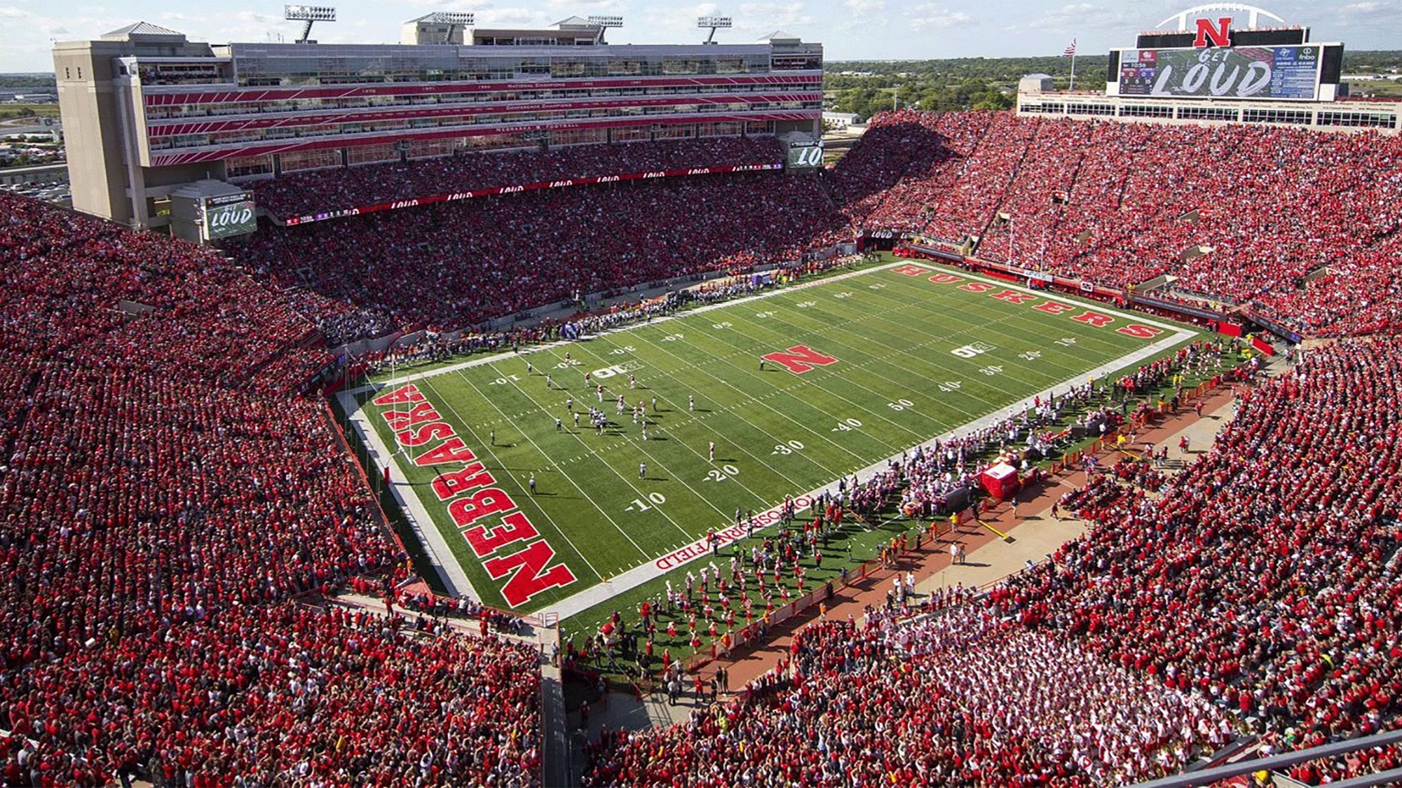 Photos courtesy of @TroyDannen and @HuskerFootball on X/Twitter.