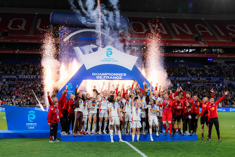 Olympique Lyonnais Féminin celebrates their 18th Première Ligue ...