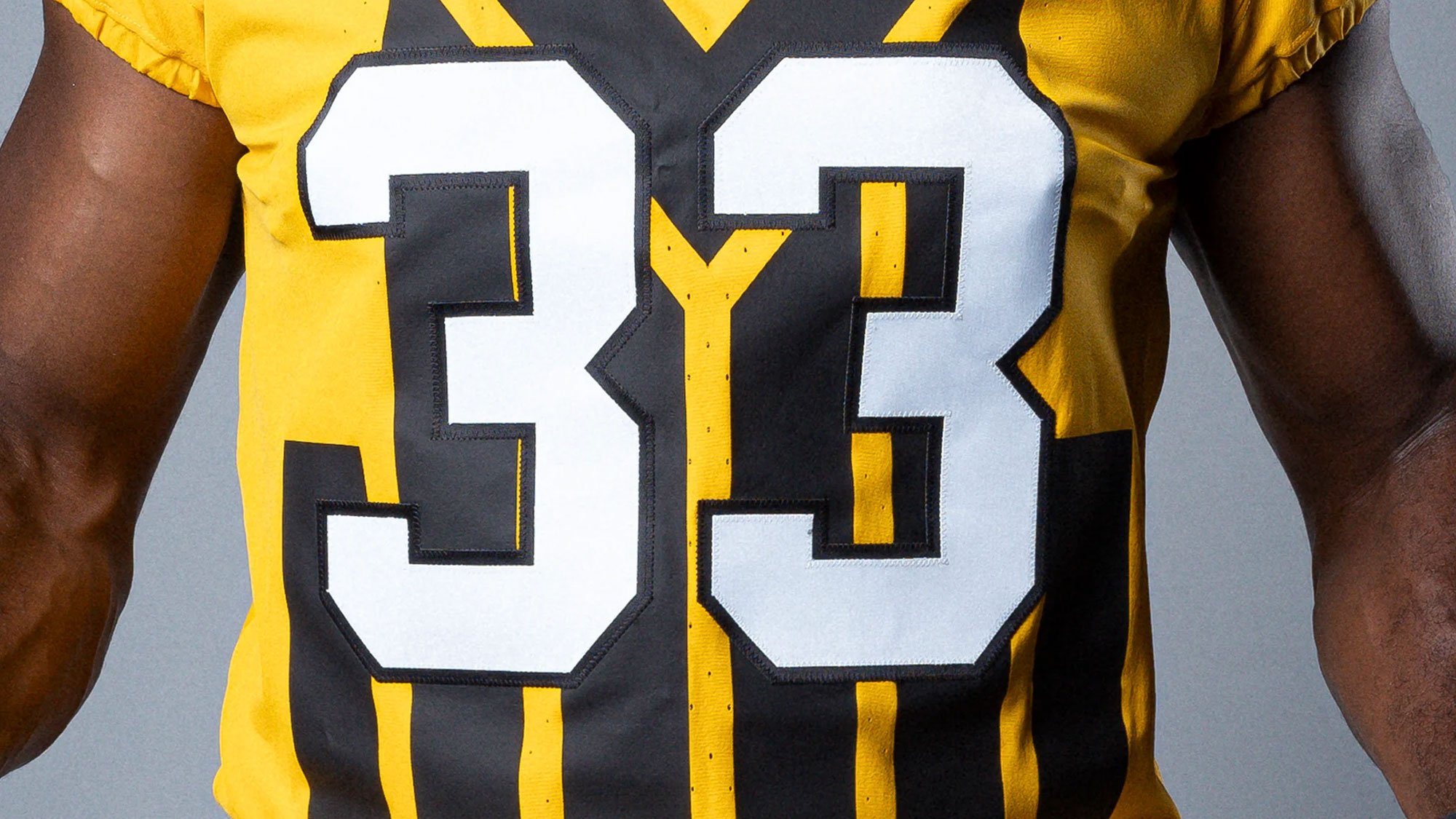 Pittsburgh Steelers Reprise 1933 Throwback Uniforms With New Gold Helmets