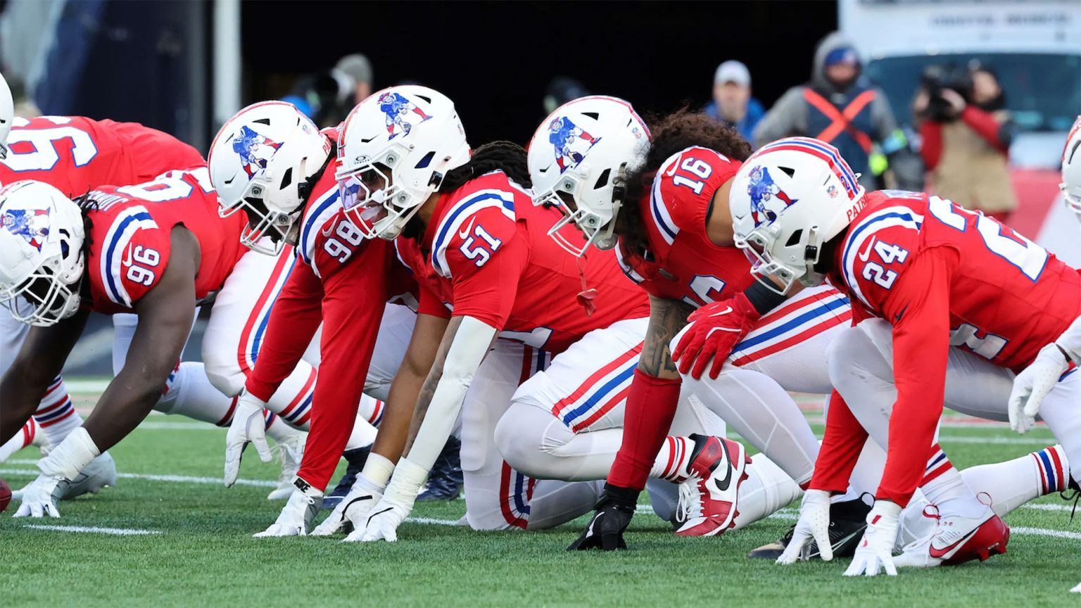 New England Patriots To Wear “Pat Patriots” Throwback Uniforms Against ...