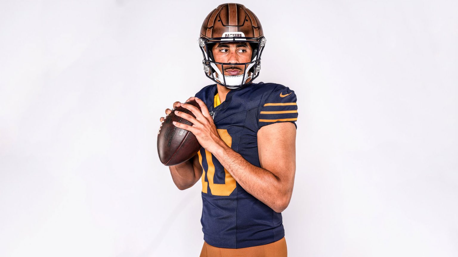 The Green Bay Packers will debut their 1923-inspired throwback uniforms ...